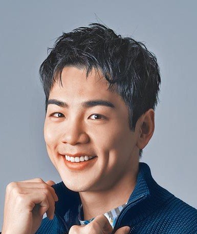 Bruce He (禾浩辰) - MyDramaList