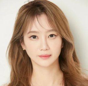 Lee Ji Young (이지영) - MyDramaList (ES)