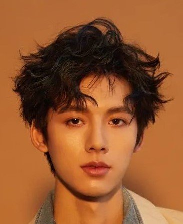 Aaron Deng (邓超元) - MyDramaList