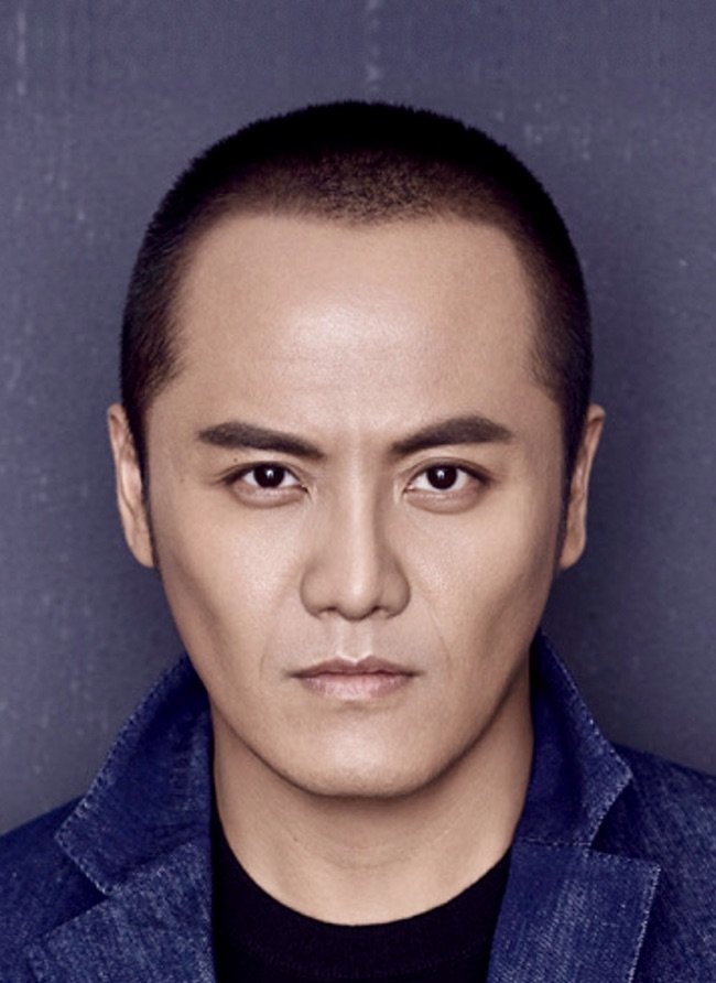 Chun Zhou's Instagram, Twitter & Facebook on IDCrawl