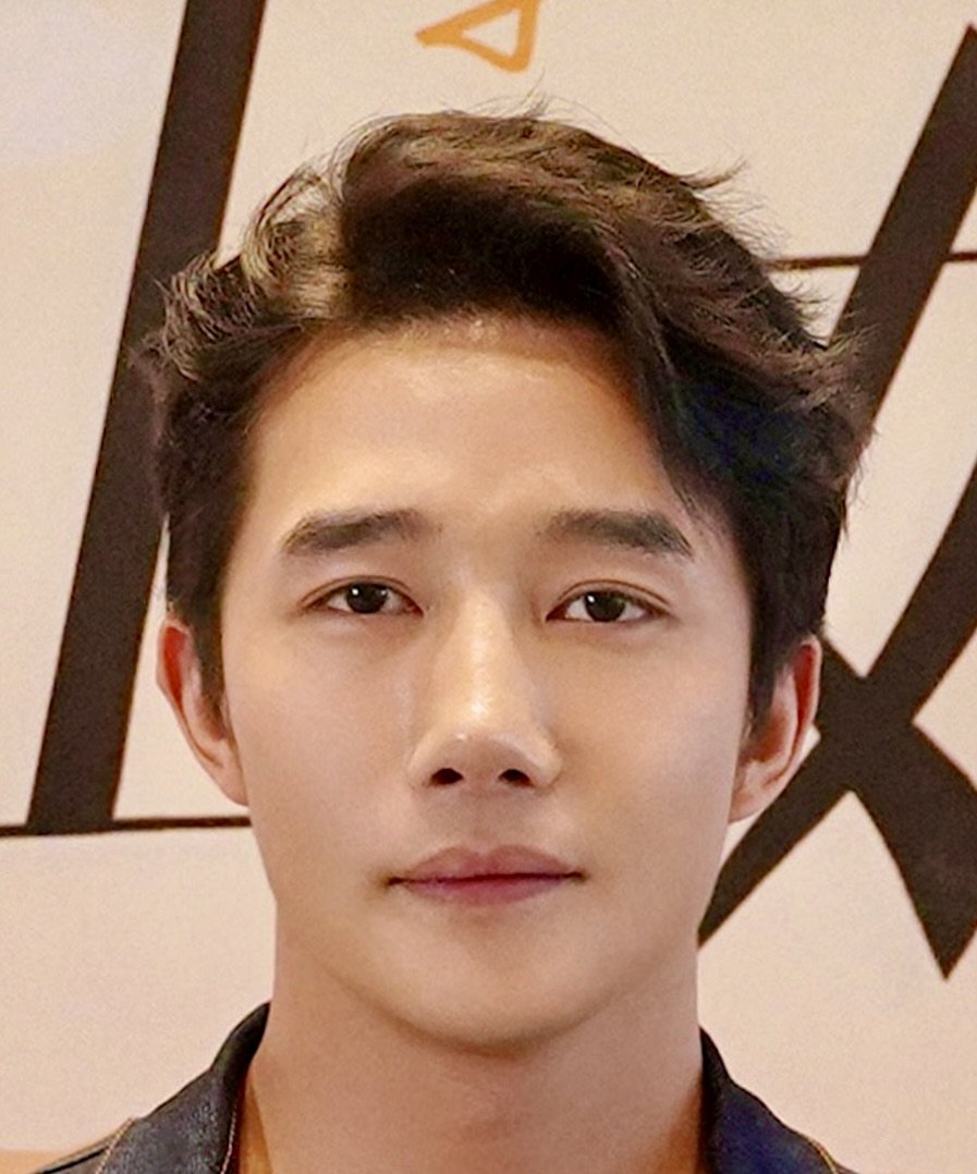 Will Zhang's Instagram, Twitter & Facebook on IDCrawl