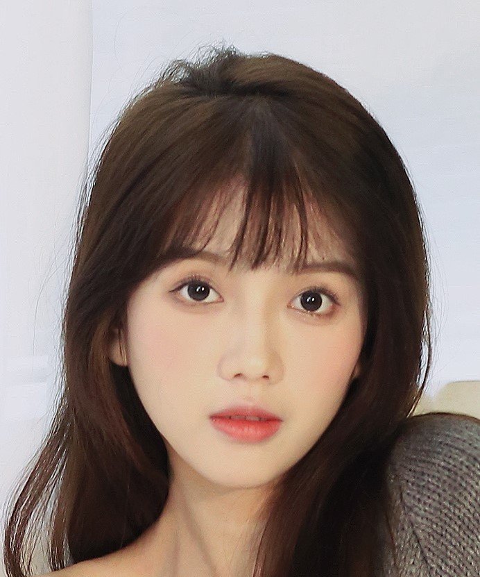 Zhong Li's Instagram, Twitter & Facebook on IDCrawl