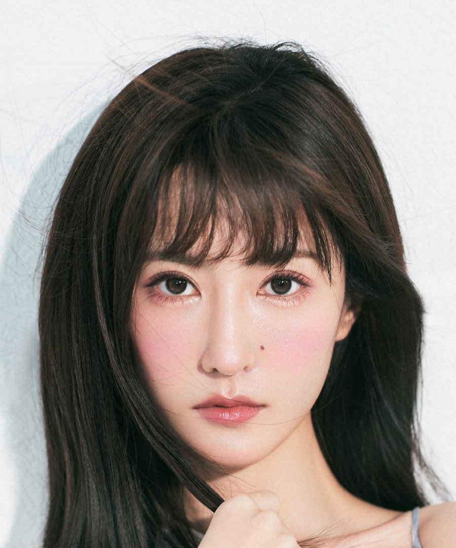 Ming Yue's Instagram, Twitter & Facebook on IDCrawl