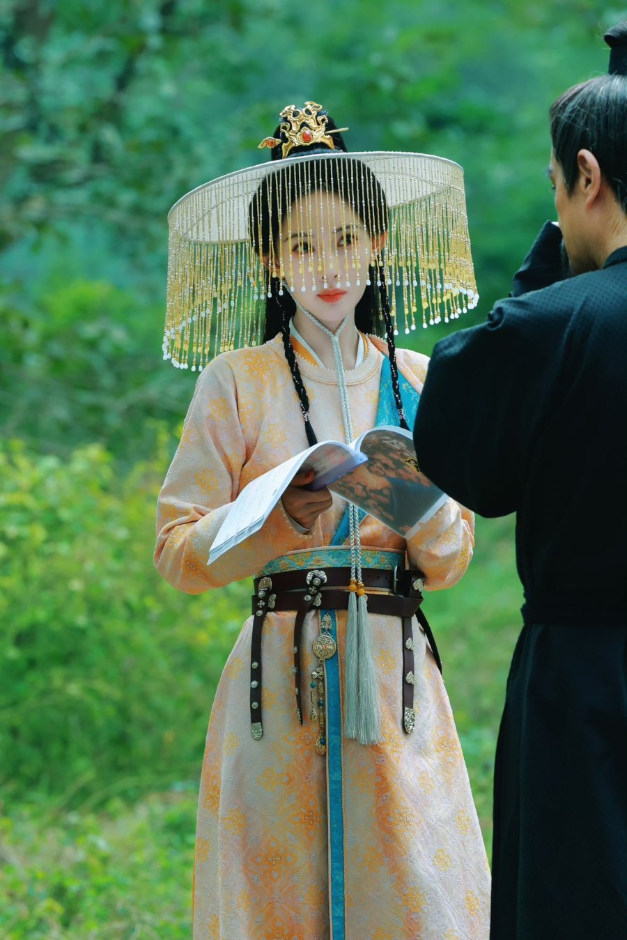 Tigers Sniff the Rose Photos #6617514 - MyDramaList