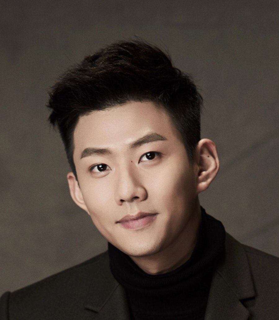 Yan Jing's Instagram, Twitter & Facebook on IDCrawl