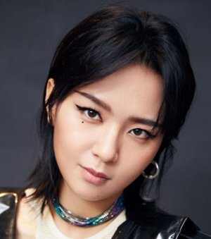 Bibi Zhou (周笔畅) - MyDramaList