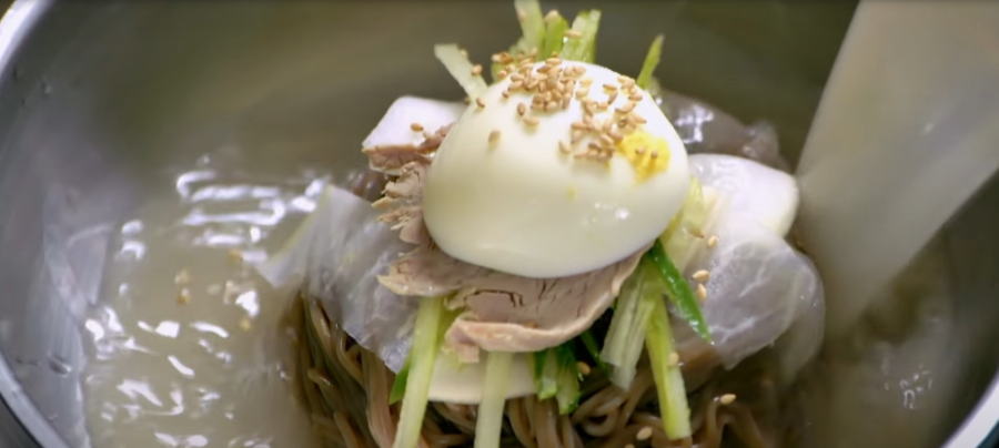 Disney+ unveils teasers for mukbang-themed K-variety show 'Chef’s Go-To' - MyDramaList News