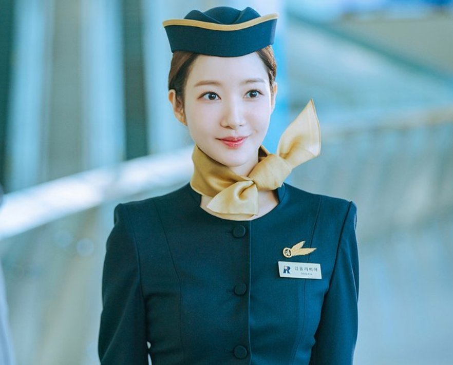 'Confidence Queen' Park Min Young admits feeling pressure to star in ...