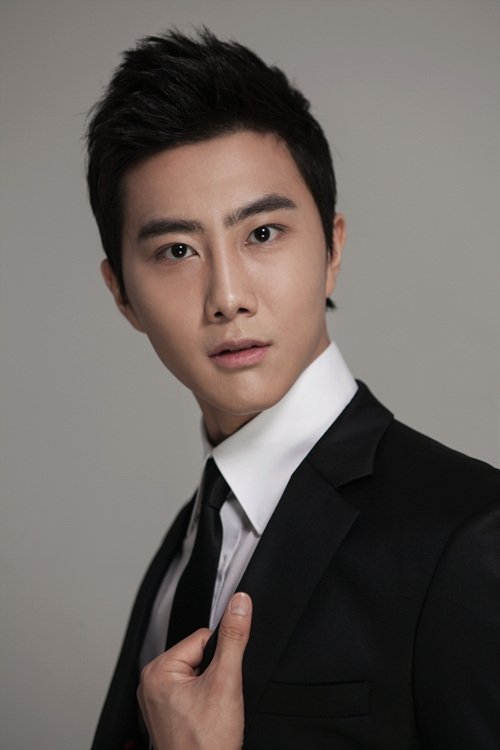 Hong Kim's Instagram, Twitter & Facebook on IDCrawl