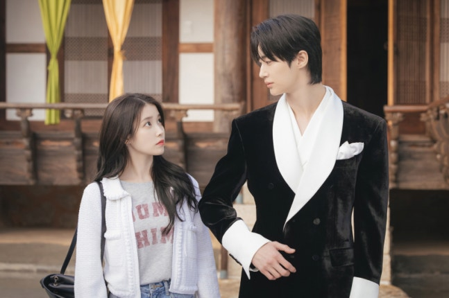 IU and Byeon Woo Seok's 'Perfect Crown' to be released on Disney+ ...