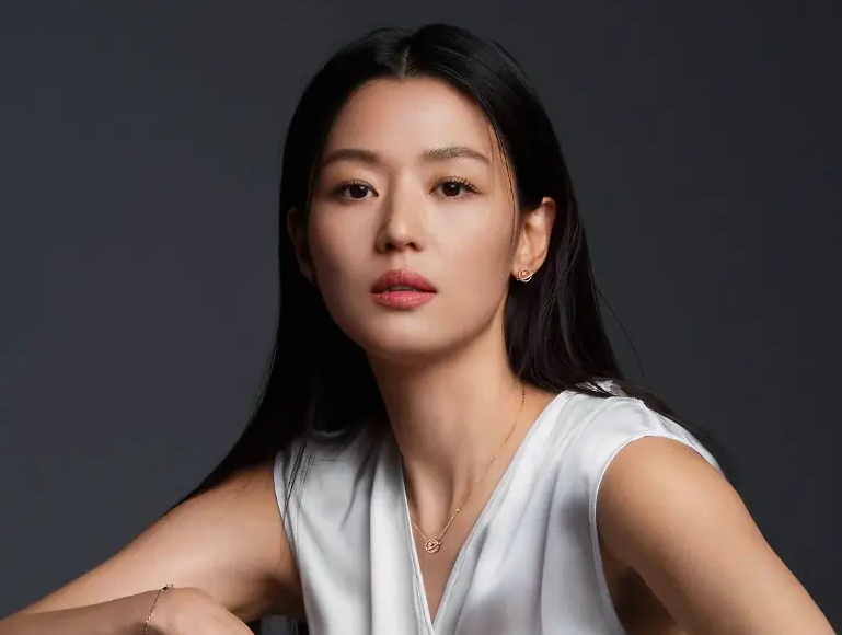 Jun Ji Hyun denies that her Chinese ads were canceled due to 'Tempest' controversy - MyDramaList ...