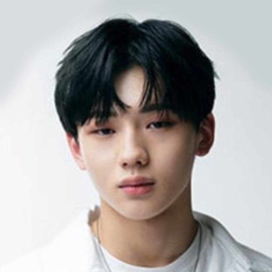 Chun Jun Hyuk (천준혁)- MyDramaList