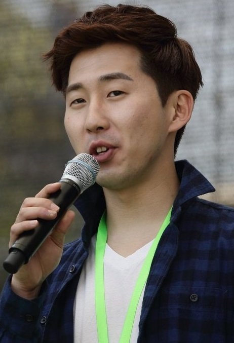 Park Yong Dae - MyDramaList
