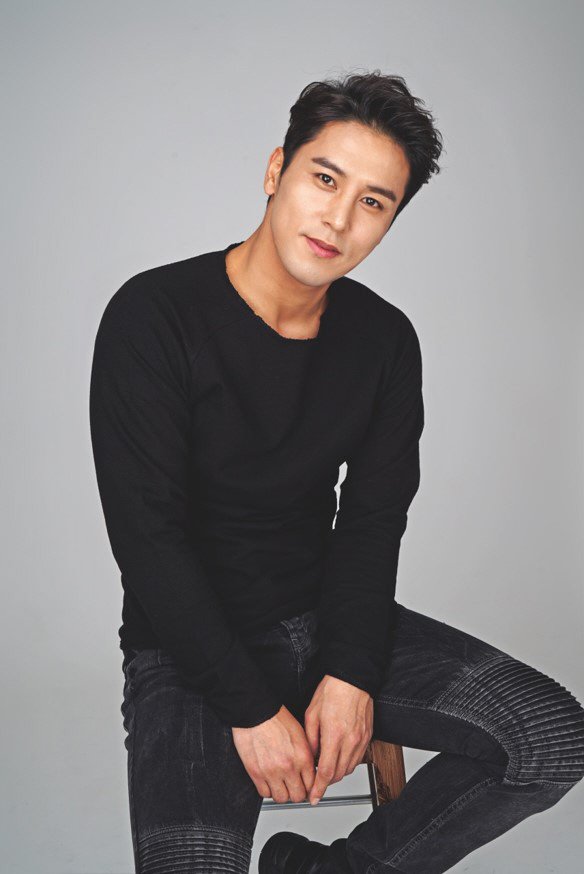 Jang Min Ho (장민호) - MyDramaList