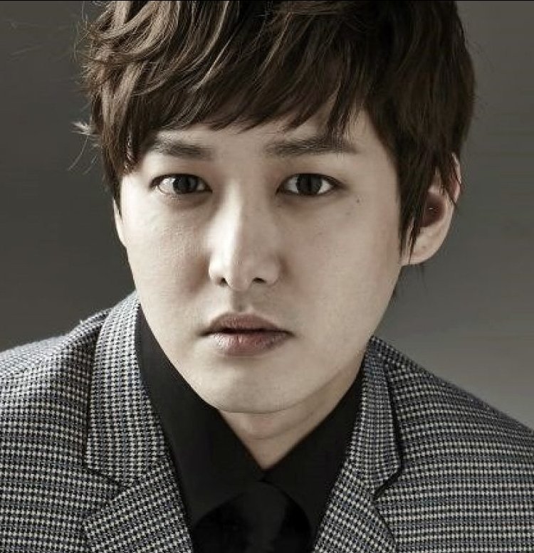 Shin Ji Ho (신지호) - MyDramaList