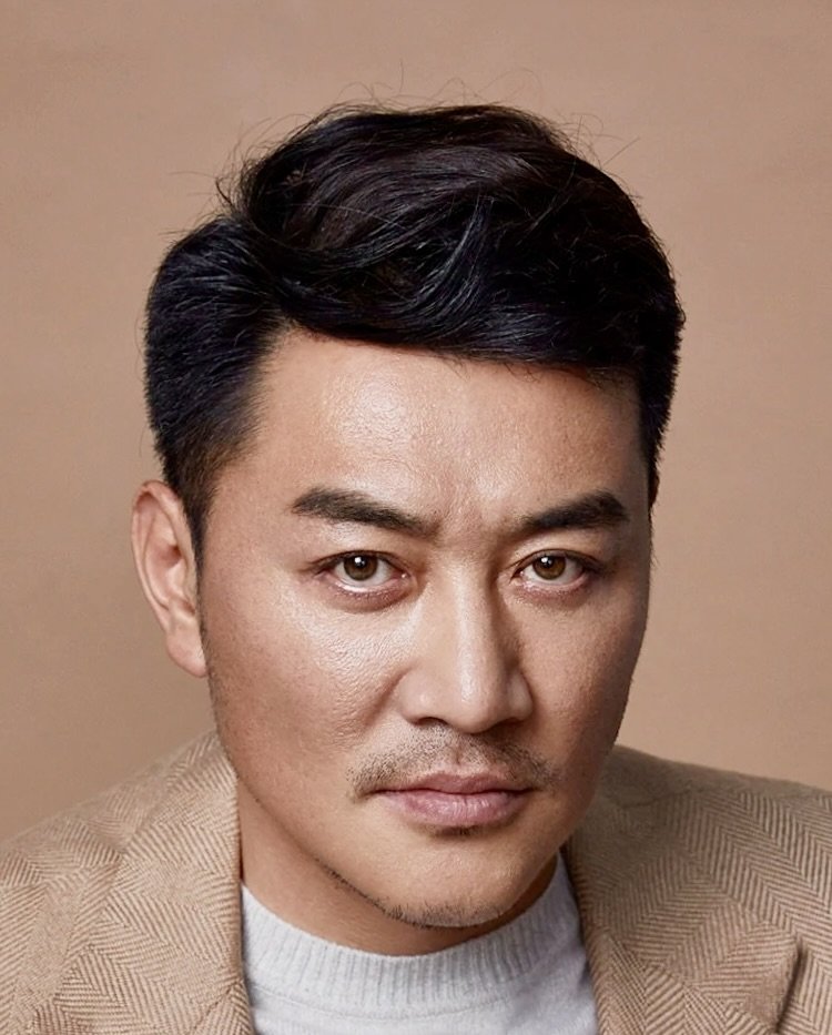 Lin Dong's Instagram, Twitter & Facebook on IDCrawl