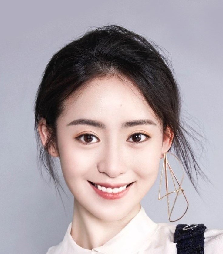 Elaine Yi (依灵) - MyDramaList