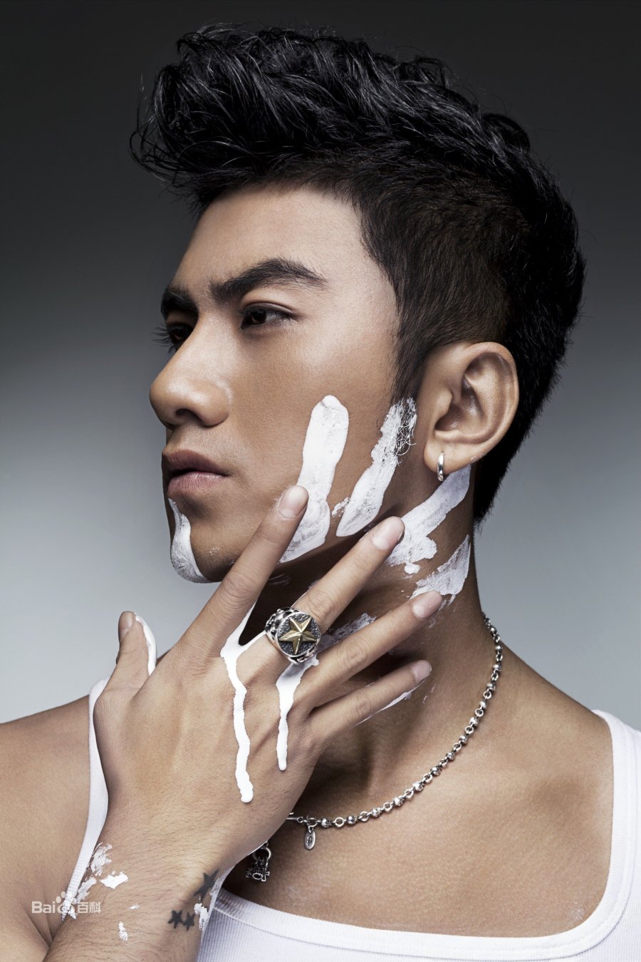 Li Yan Jun - MyDramaList