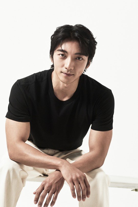 Hwang Hee to reunite with Ji Sung in 'Judge Lee Han Yeong ...