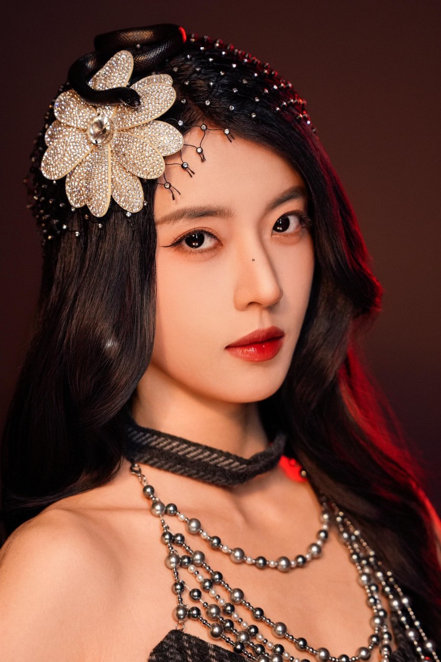 Ting Dong Dong Wu Yu Yan: Wo Cheng Le Jing Ju Chang Ke Photos #6709126 - MyDramaList