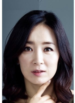 Yoon Yoo Sun (윤유선) - MyDramaList