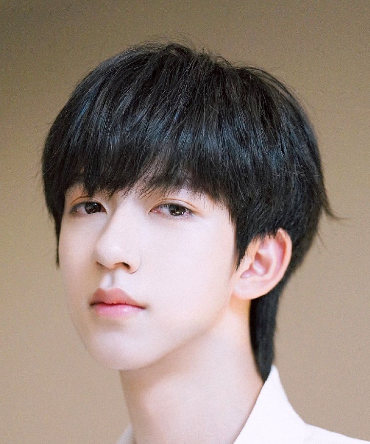 Jun Lin's Instagram, Twitter & Facebook on IDCrawl