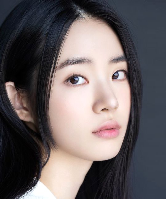 Shin Shi Ah (신시아) - MyDramaList