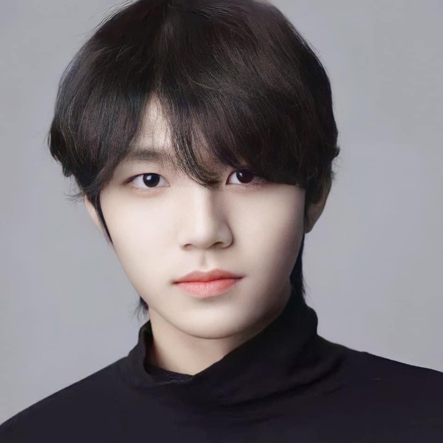 Yan Luo's Instagram, Twitter & Facebook on IDCrawl