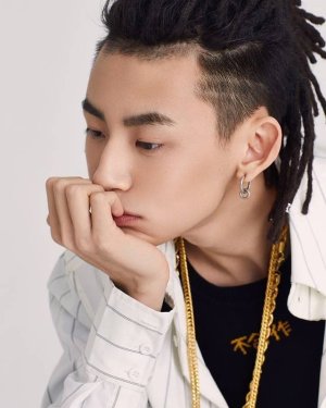 Xiao Gui (王琳凯) - MyDramaList