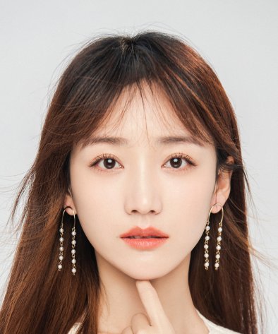 Yang Zhang's Instagram, Twitter & Facebook on IDCrawl