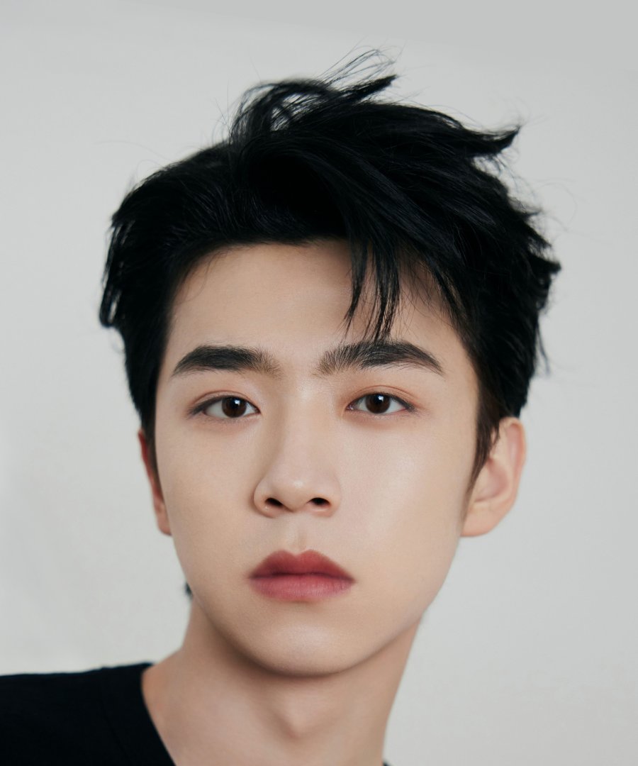 Yuan Zhang's Instagram, Twitter & Facebook on IDCrawl