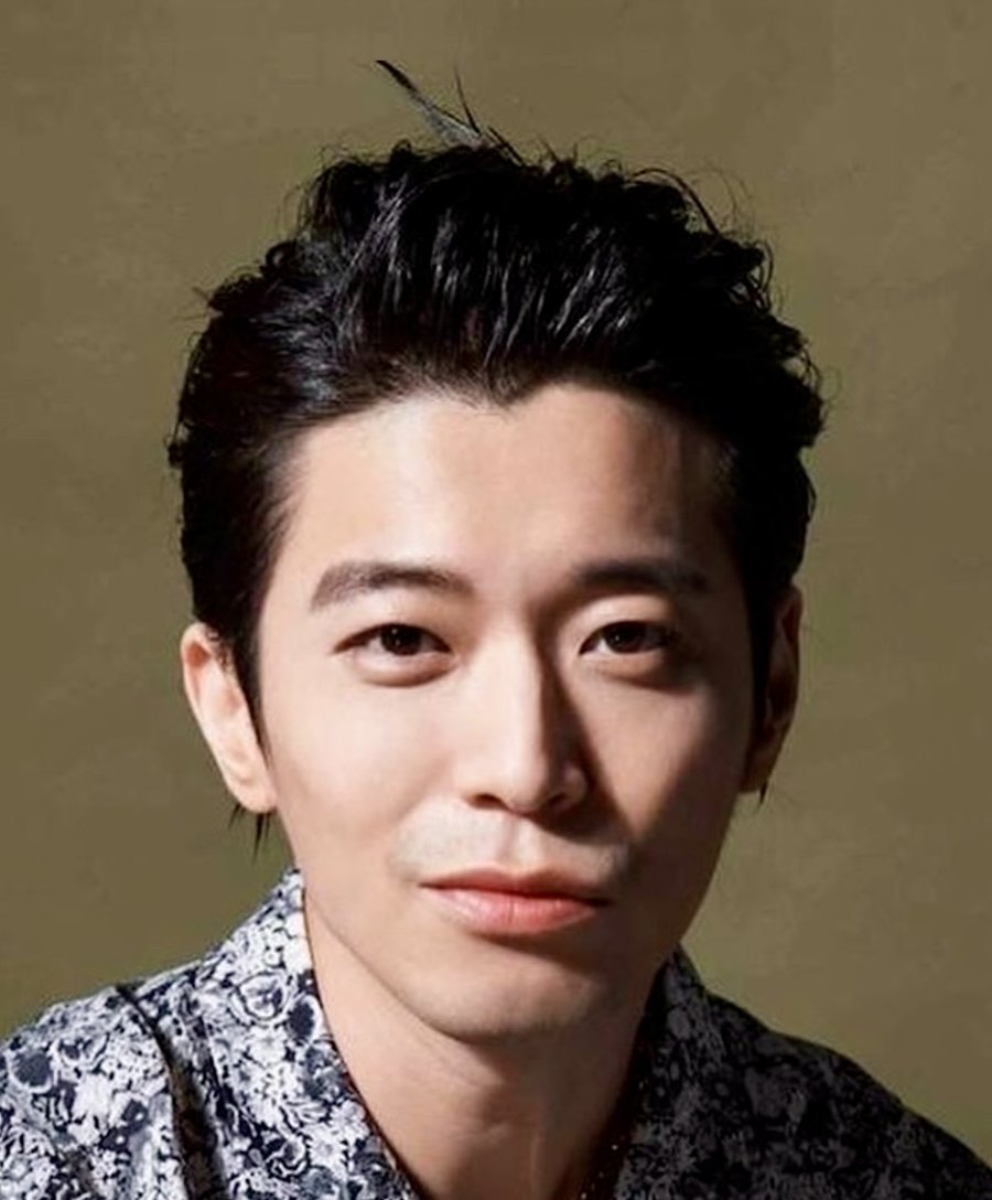 Zhen Quan's Instagram, Twitter & Facebook on IDCrawl