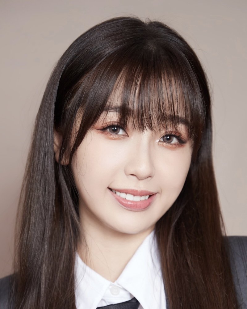 Yu Shu Xin (虞书欣) - MyDramaList