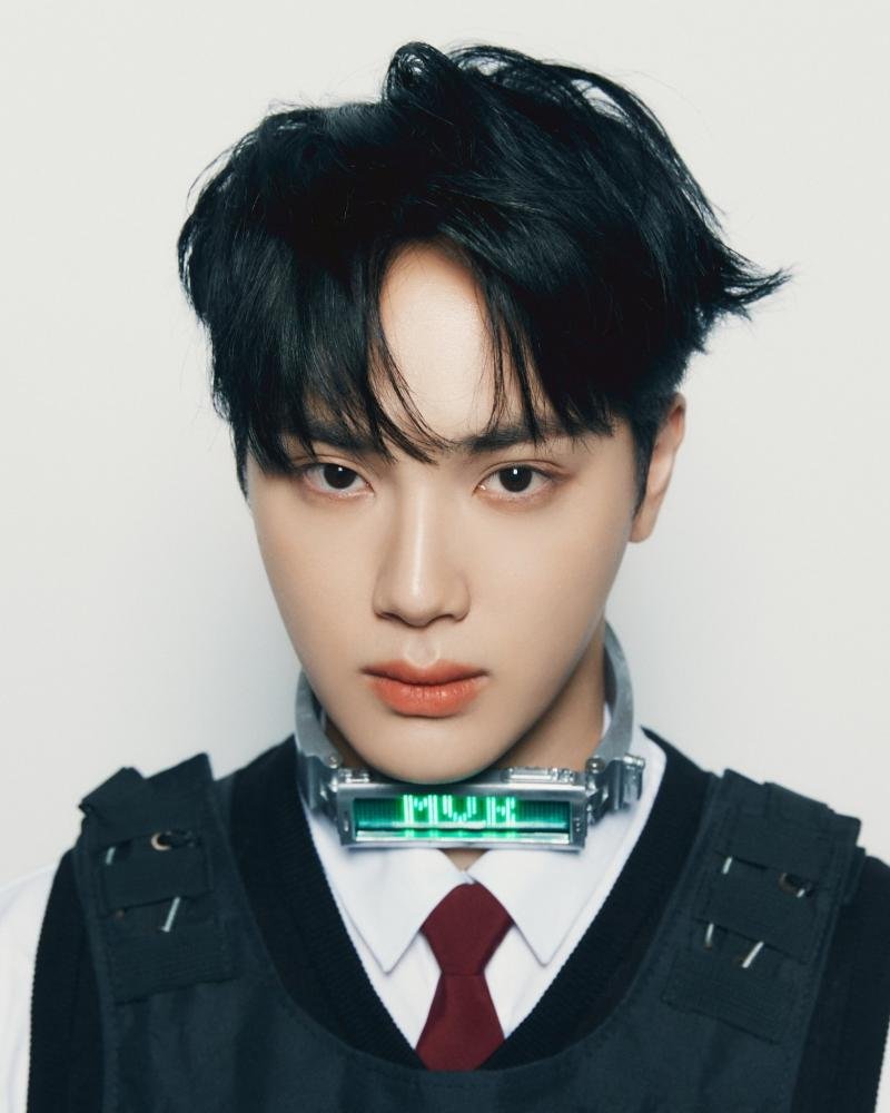 Kam Chi Ching - Articles - MyDramaList