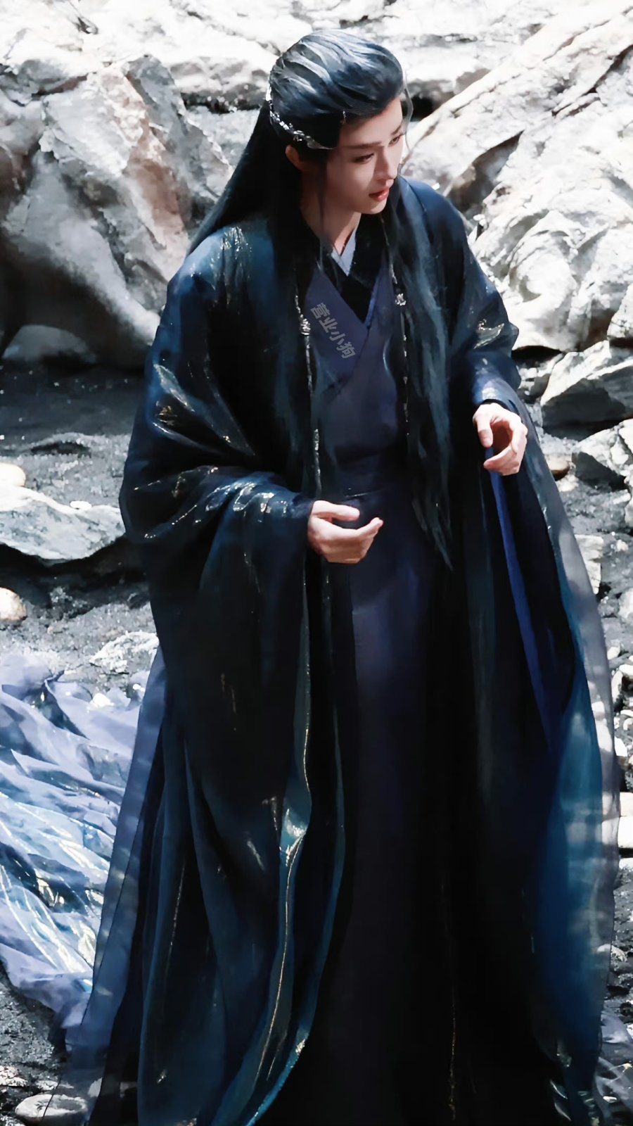 Fangs of Fortune Photos #4679311 - MyDramaList