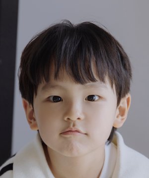 Zhang Yan Bo (张彦博) - MyDramaList