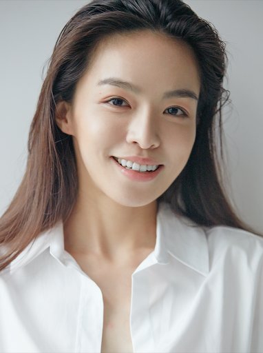 Lai Yu's Instagram, Twitter & Facebook on IDCrawl