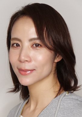 Yashiki Hiroko (屋敷紘子) - MyDramaList