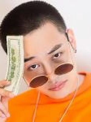 Liu Zhi Wei (柳志威) - MyDramaList