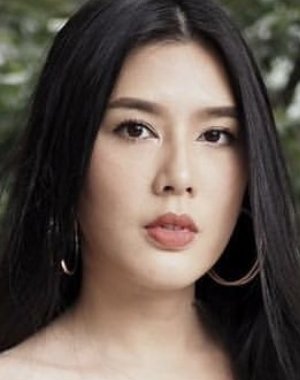 Patcharin / "Pat" - MyDramaList