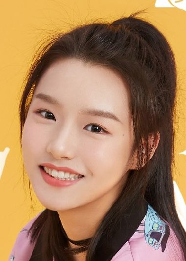 Ling Ma's Instagram, Twitter & Facebook on IDCrawl