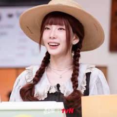 Amazing Saturday - MyDramaList