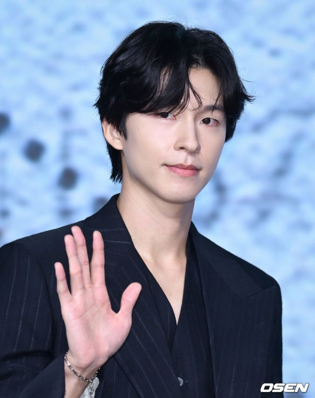 Hong Kyung on learning new languages for the Netflix K-movie 'Good News ...