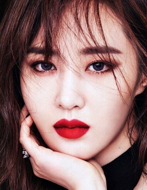 Kwon Yoo Ri (권유리) - MyDramaList