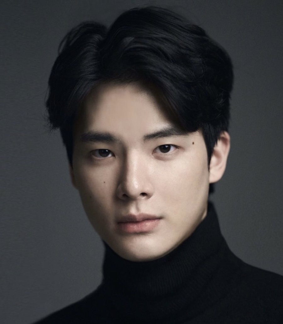 Sung Baek's Instagram, Twitter & Facebook on IDCrawl