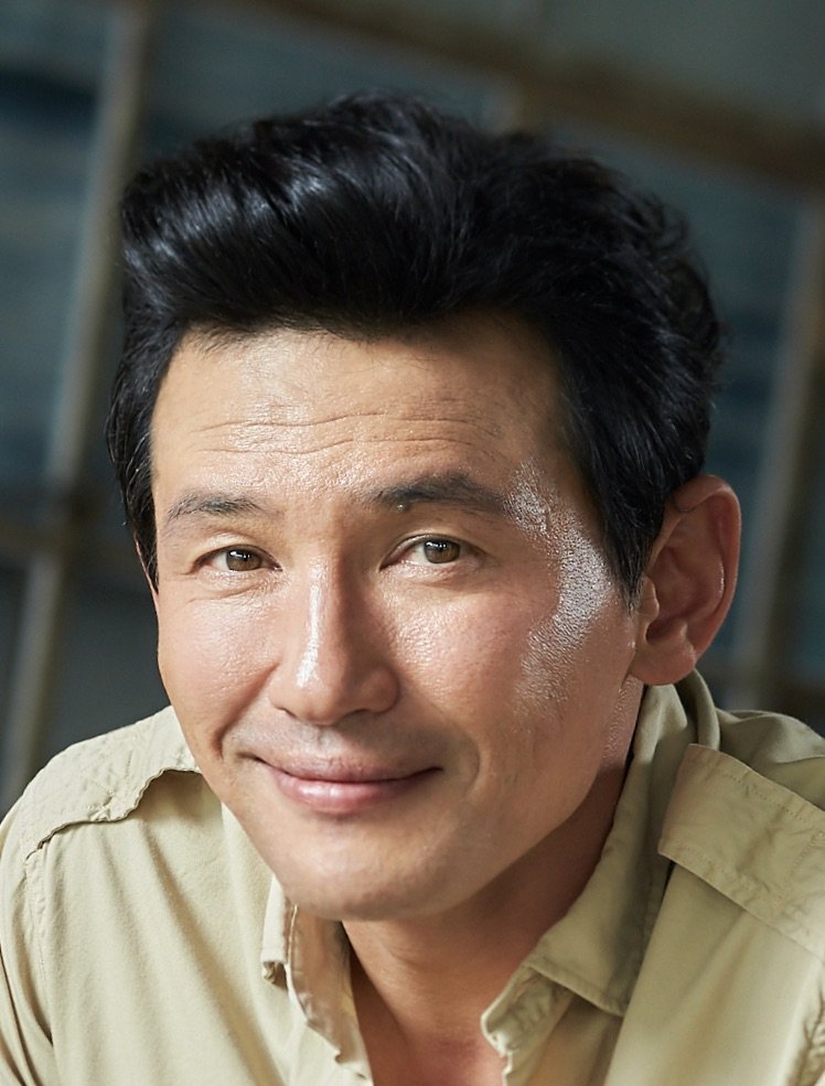 Hwang Jung Min (황정민) - MyDramaList