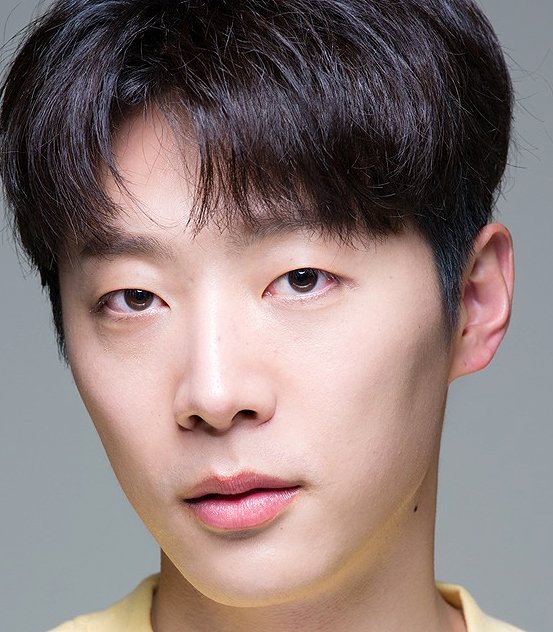 Lee Chung Woon - MyDramaList