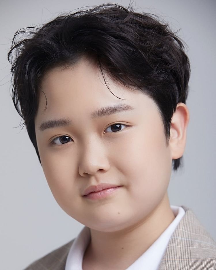 Hae Kang's Instagram, Twitter & Facebook on IDCrawl