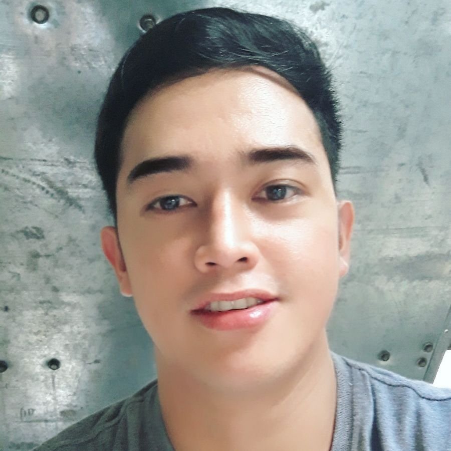 Martin Kent's Instagram, Twitter & Facebook on IDCrawl