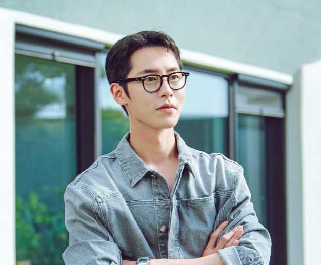 Lee Jae Wook on his first-ever dual role in the new K-drama 'Last ...